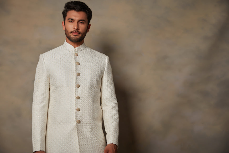 A GUIDE TO GROOM FASHION FOR PERFECT WEDDING – Gargee