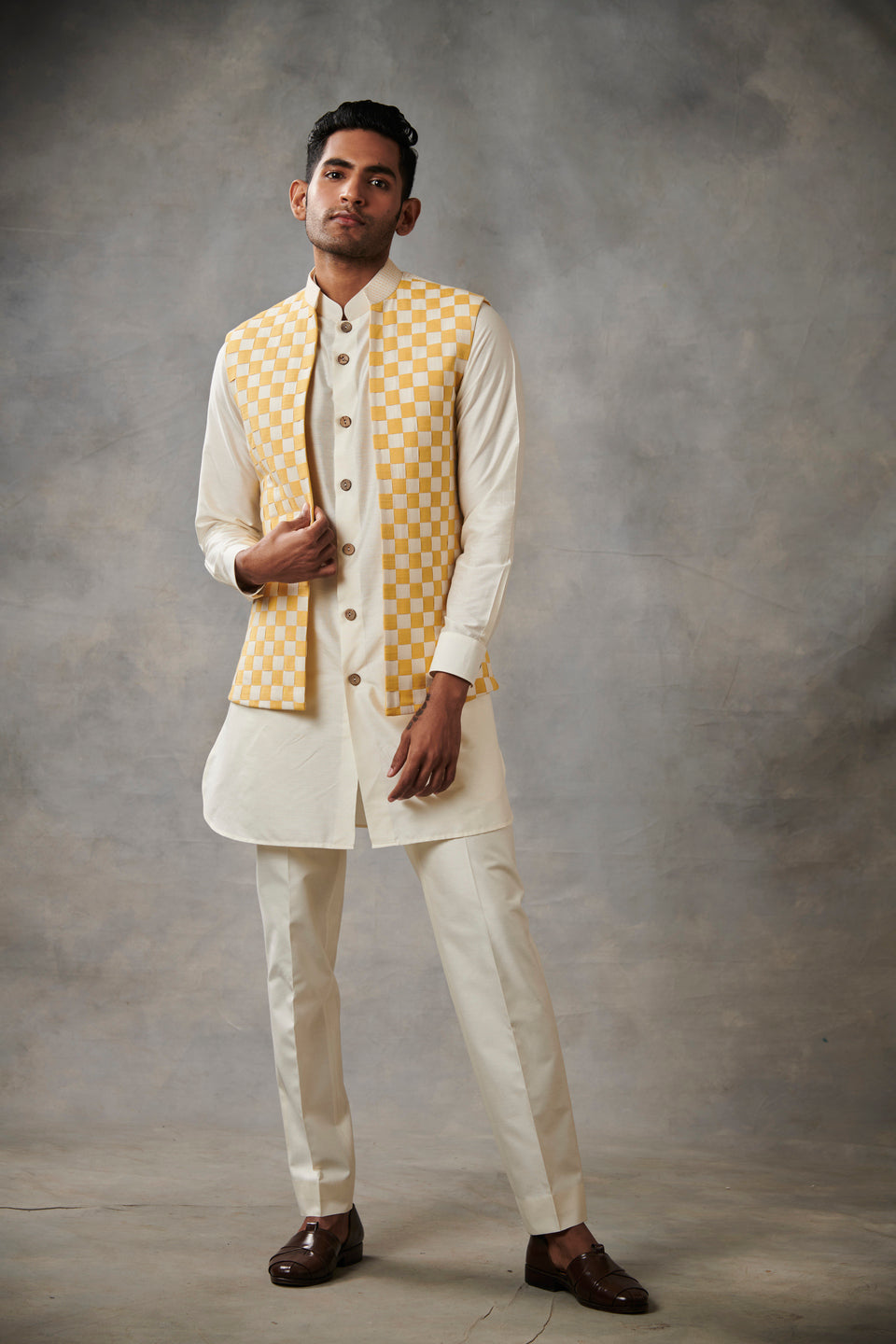 Gargee Designer's YELLOW WOVEN SILK SHRUG SET